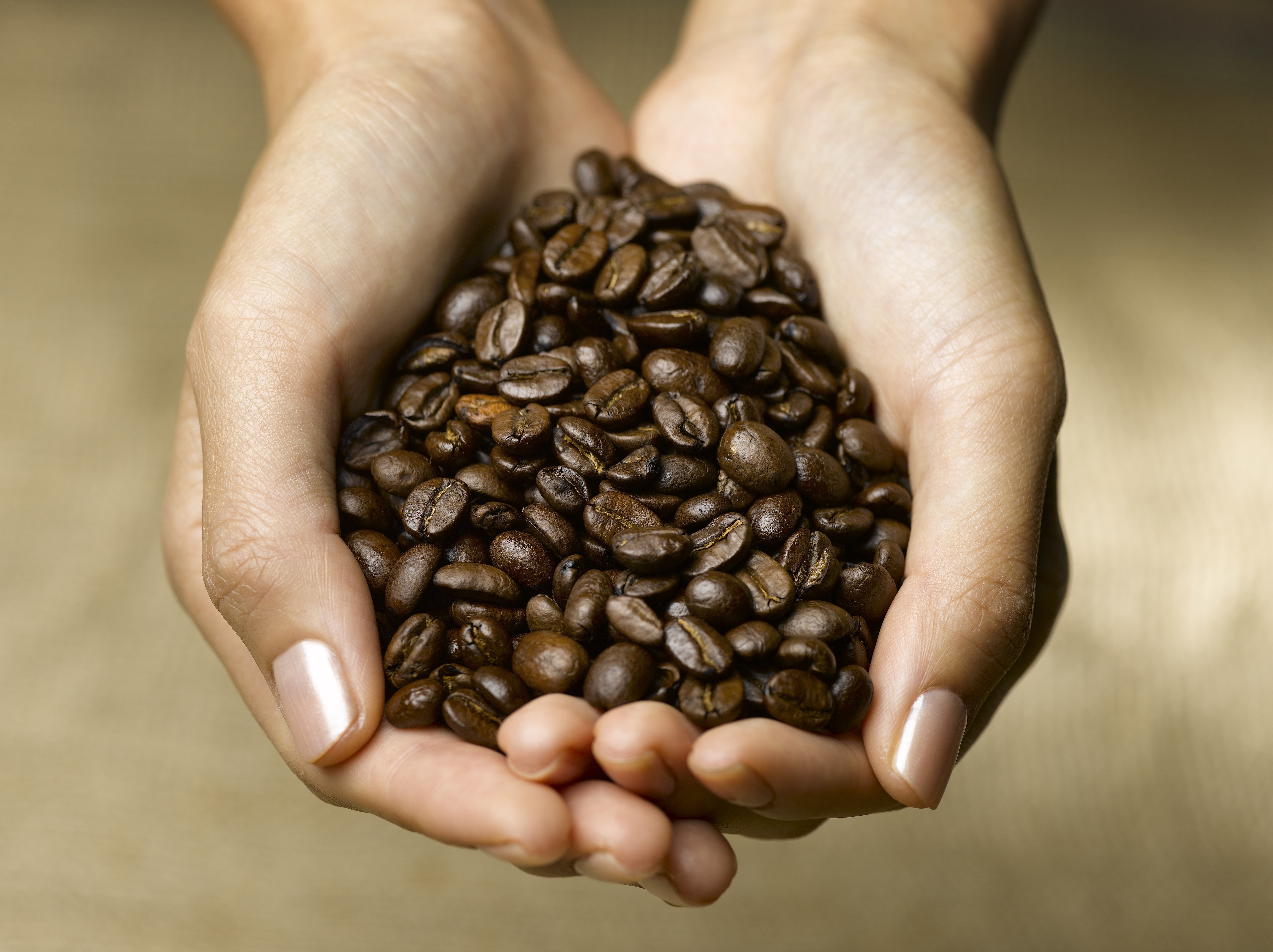 How to use coffee for your beauty? – HealthGuide