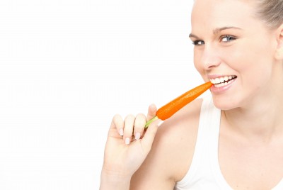 Fruits and vegetables that keep our teeth healthy – HealthGuide